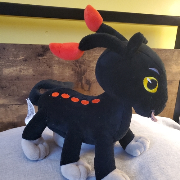 Disney | Toys | New Disney Parks Pandora Viperwolf 9 Plush The World Of ...